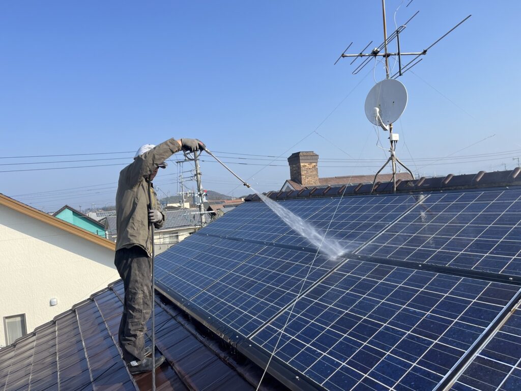 外壁・旧コーキング材撤去・養生・打ち替えの施工｜スキザキ塗装
